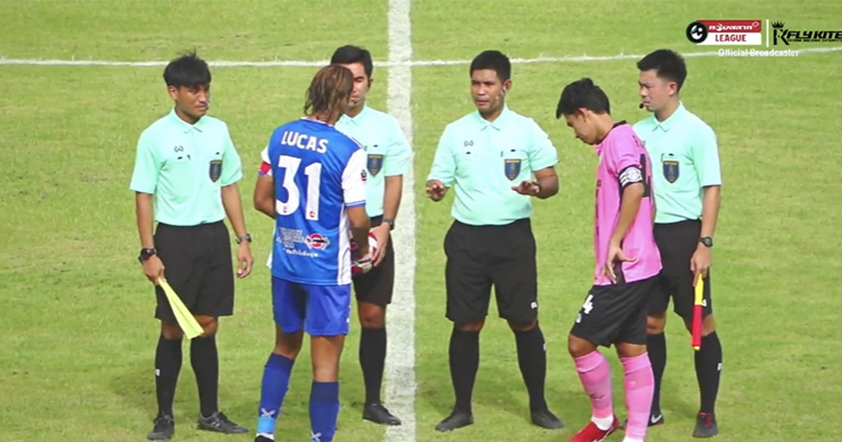 สมุทรสาครส่ง 'ลูคัส ดาเนียล' โกลจอมโขกเล่นกองหน้าก่อนแพ้คู่แข่ง 2-8 - EKings News