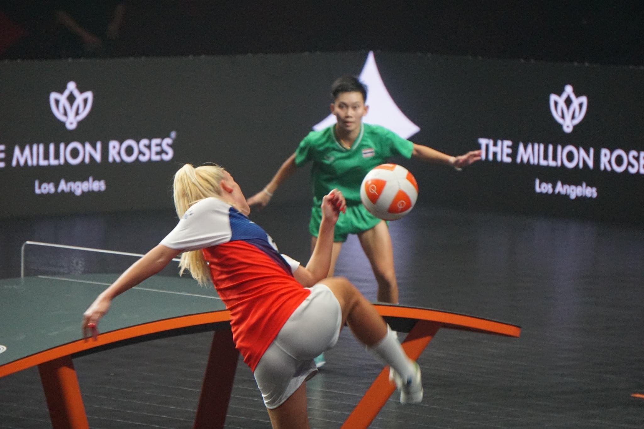 จุฑาทิพย์ กันทะธง คว้ารองแชมป์โลกเทคบอล หญิงเดี่ยว พ่ายนักกีฬาบราซิล ฉิวเฉียด - EKings News