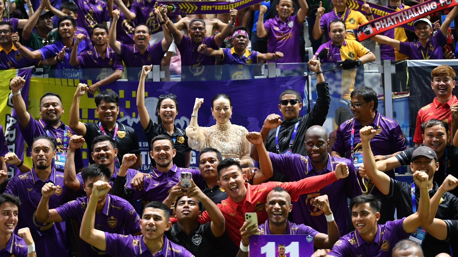 สมาคมฯ เดินงานไวจ่ายเงินสนับสนุนสโมสร ไทยลีก 2-3 จบใน 2 วัน - EKings News